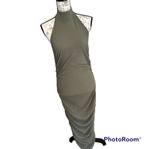 PrettyLittleThing | Dresses | Prettylittlething Ribbed Bodycon Ruched ...